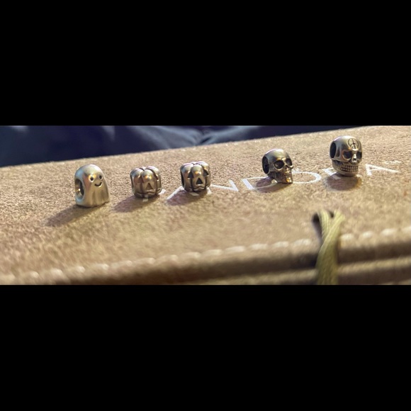 Pandora | Jewelry | Pandora Retired And Two 925 Skeleton Heads Not Sure ...